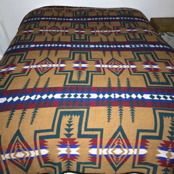 Pendleton | Bedding | Vintage Pendleton Blanket Southwestern Aztec Native American | Poshmark